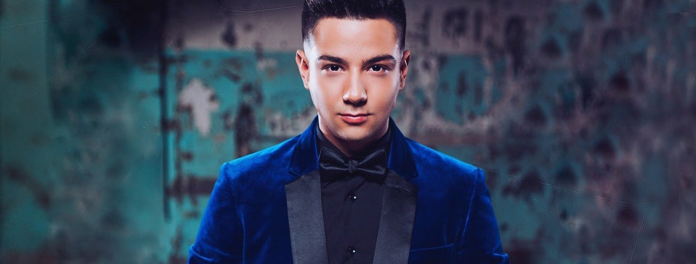 Noche Navideña con Luis Coronel | Nederlander Concerts